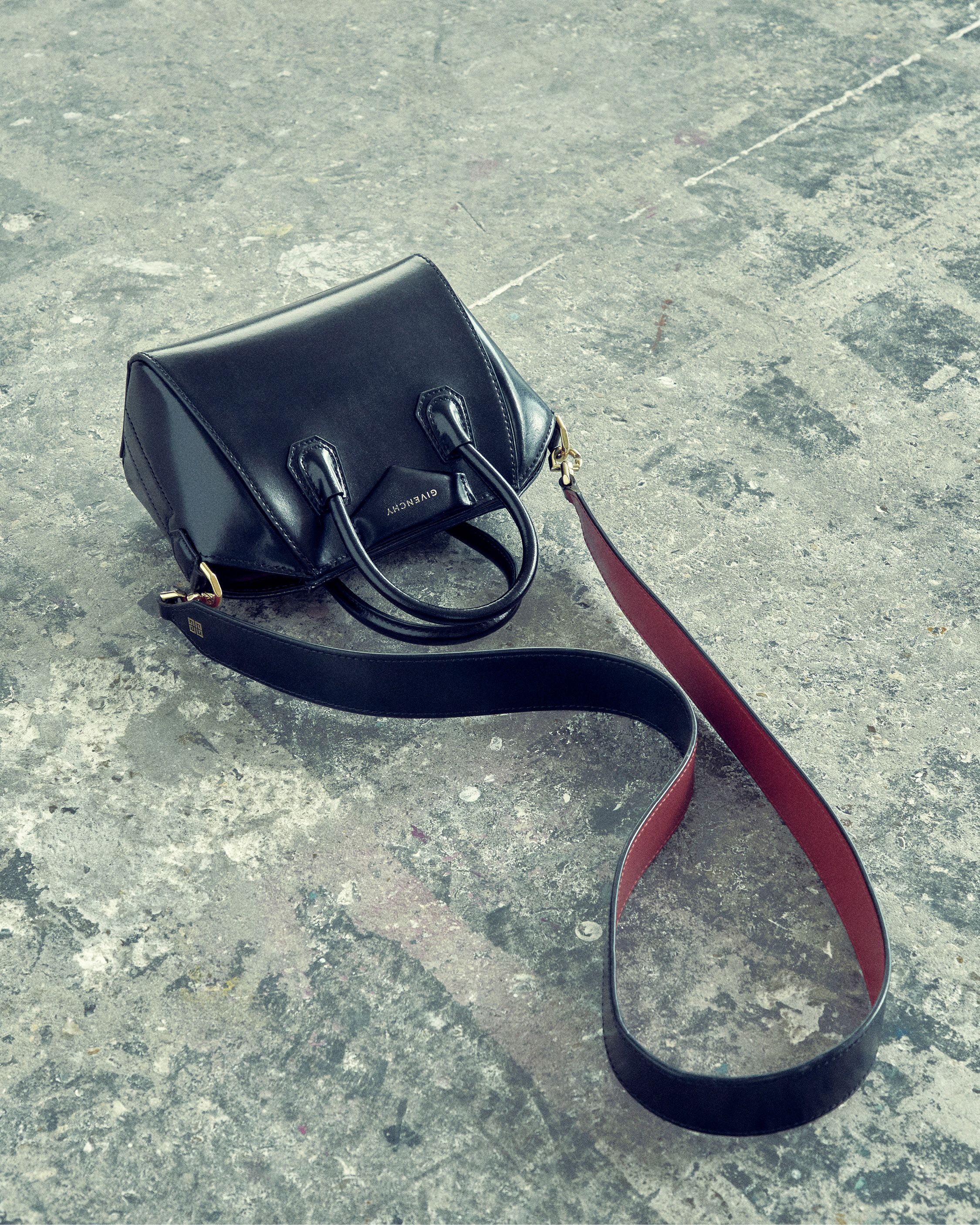 GIVENCHY Official Site : Luxury Bags, Ready-To-Wear, Shoes