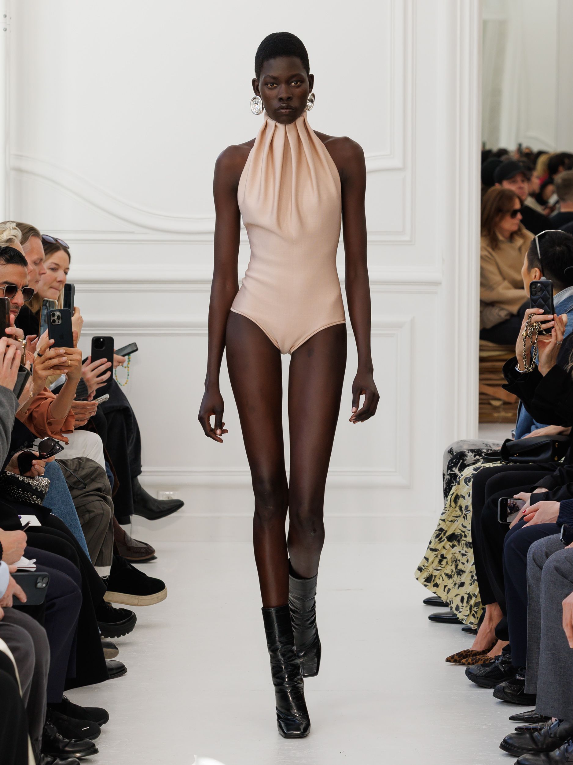 Fall Winter 2025 Womenswear Show | Givenchy