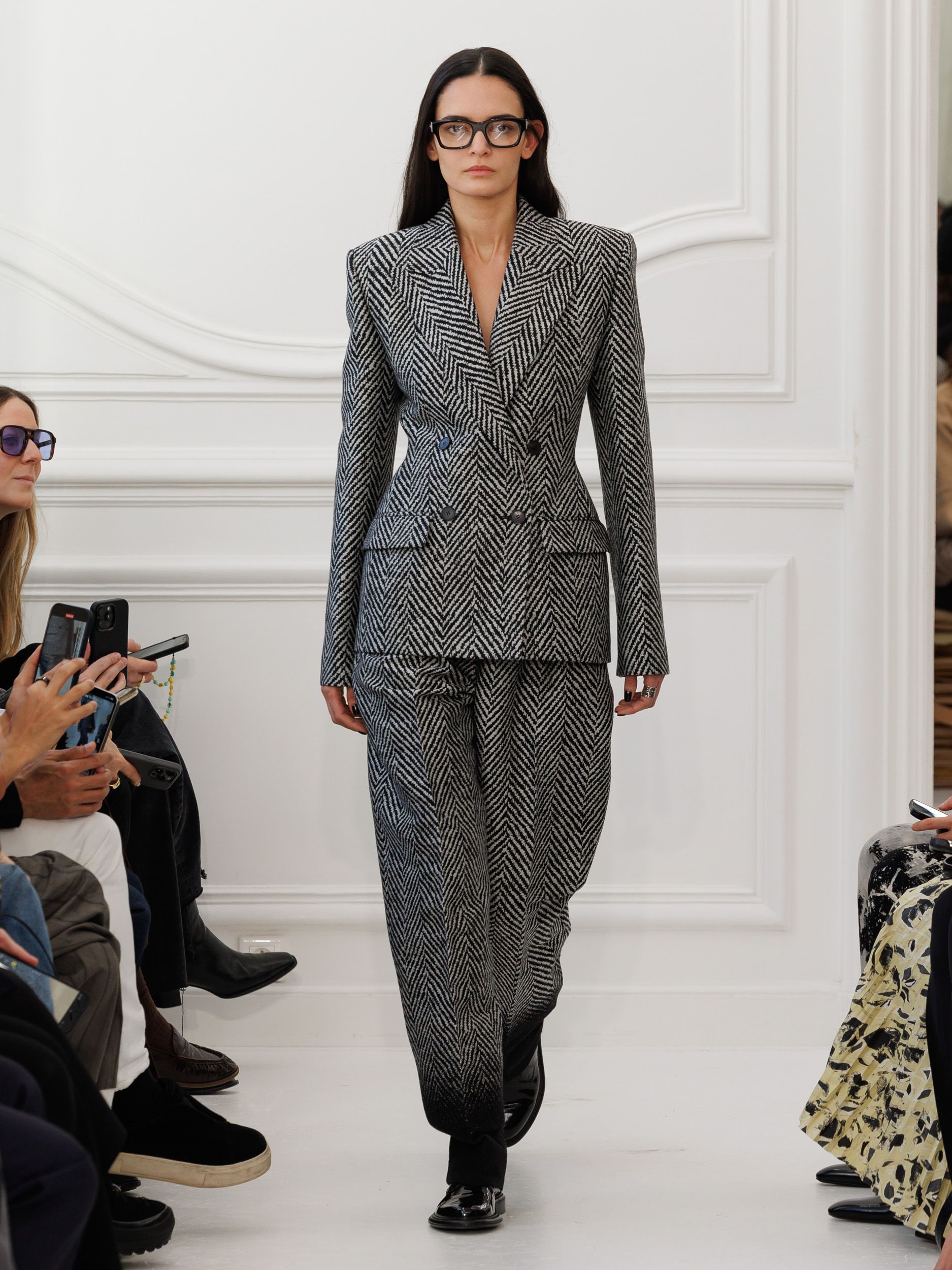 Fall Winter 2025 Womenswear Show | Givenchy