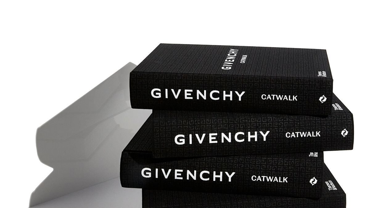 最新系列 | Givenchy