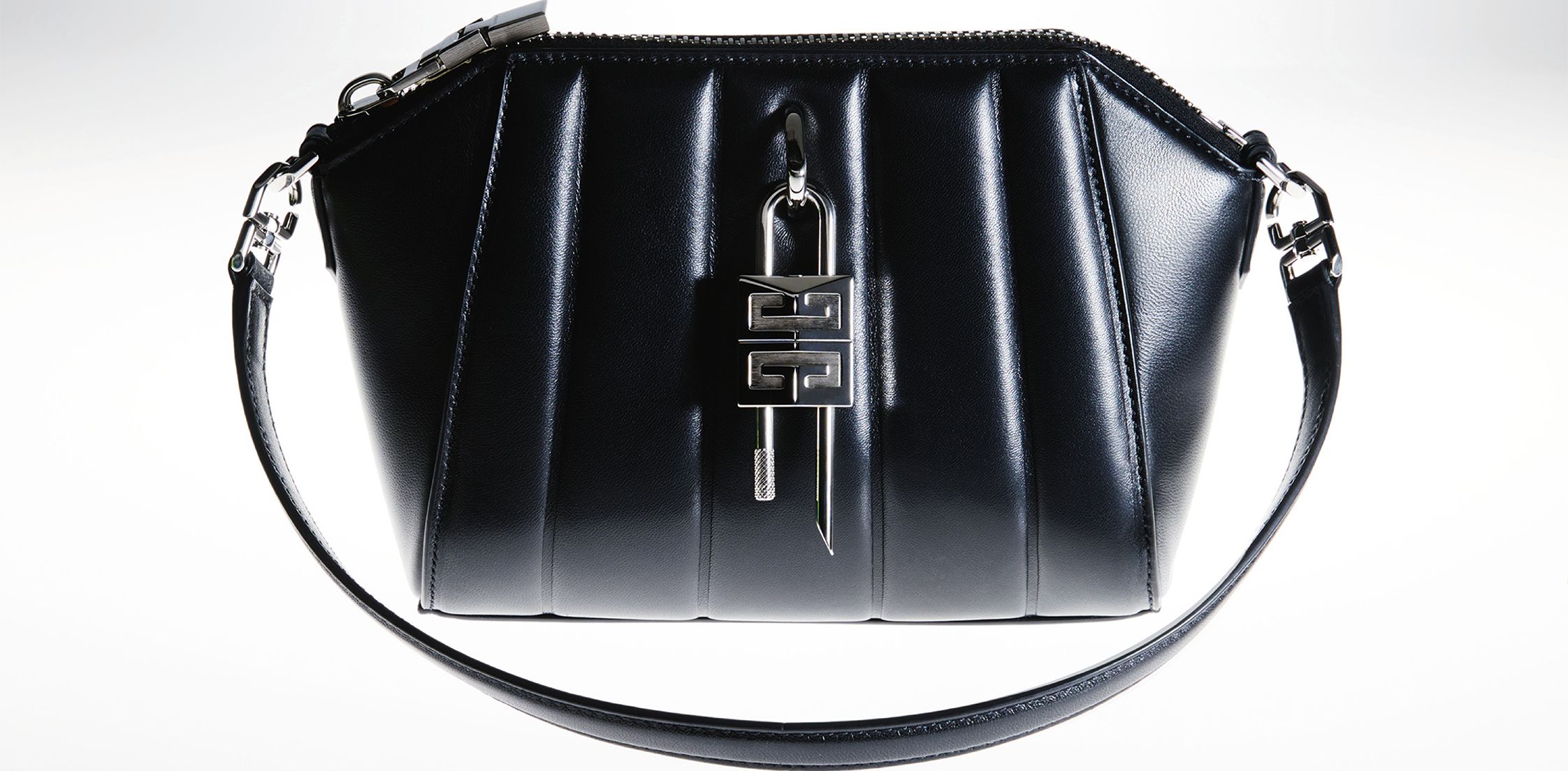 Givenchy official site - Men's collection | GIVENCHY Paris