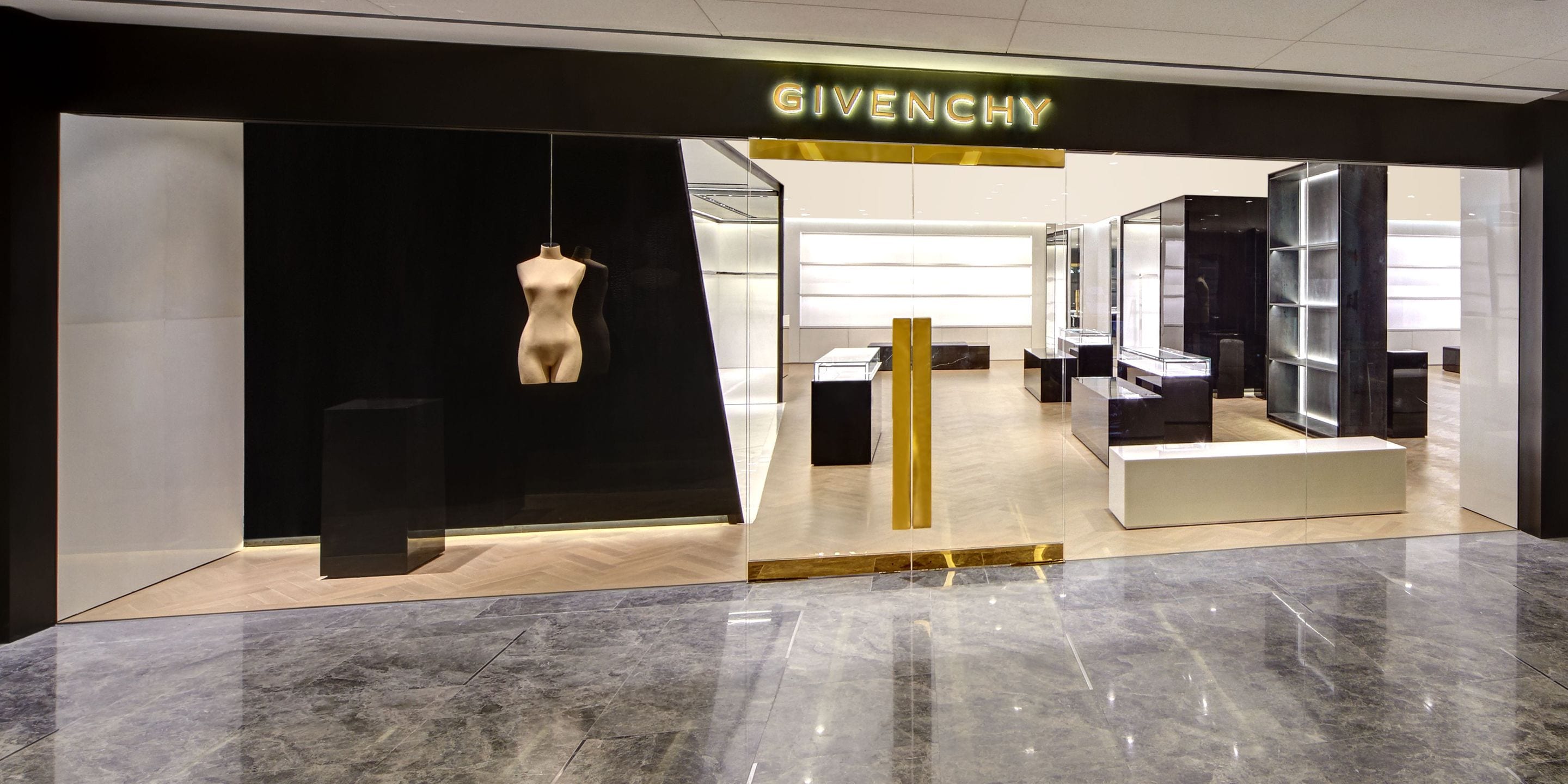 Paragon | GIVENCHY Paris